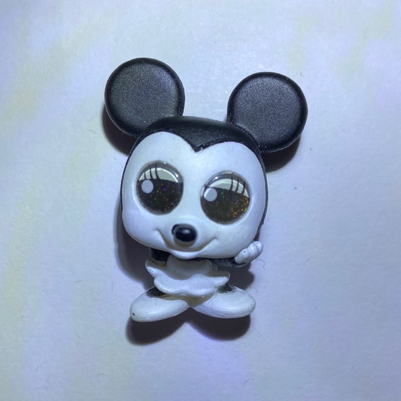 Disney | Toys | Disney Doorables Mini Mouse Black White Limited Edition ...